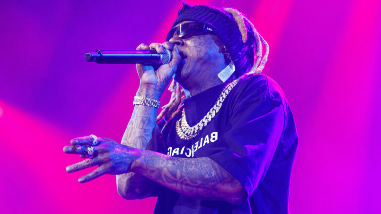 Lil Wayne lança "Tha Carter VI", seu primeiro álbum solo em cinco anos ...